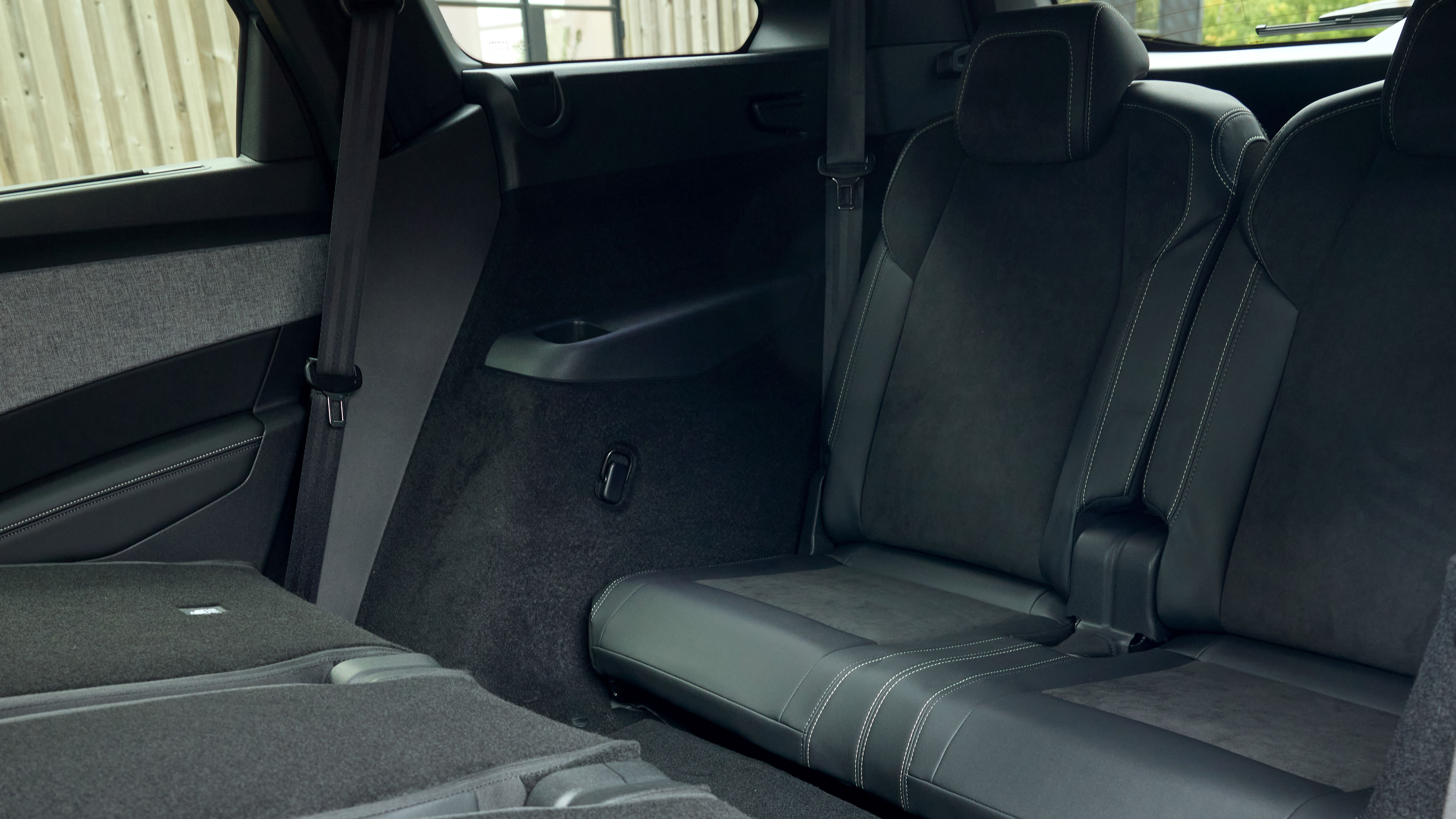 Interior Do Peugeot 5008 Peugeot 5008 (2017 2024) Review 2025 | Top