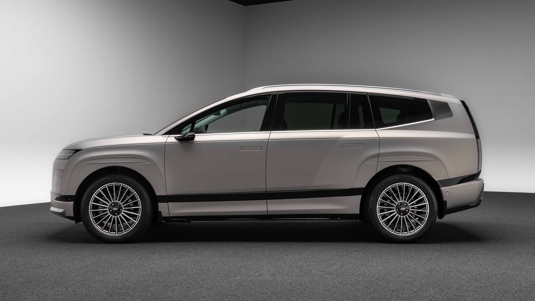 The biggest Hyundai ever built has landed: this is the three-row Ioniq ...