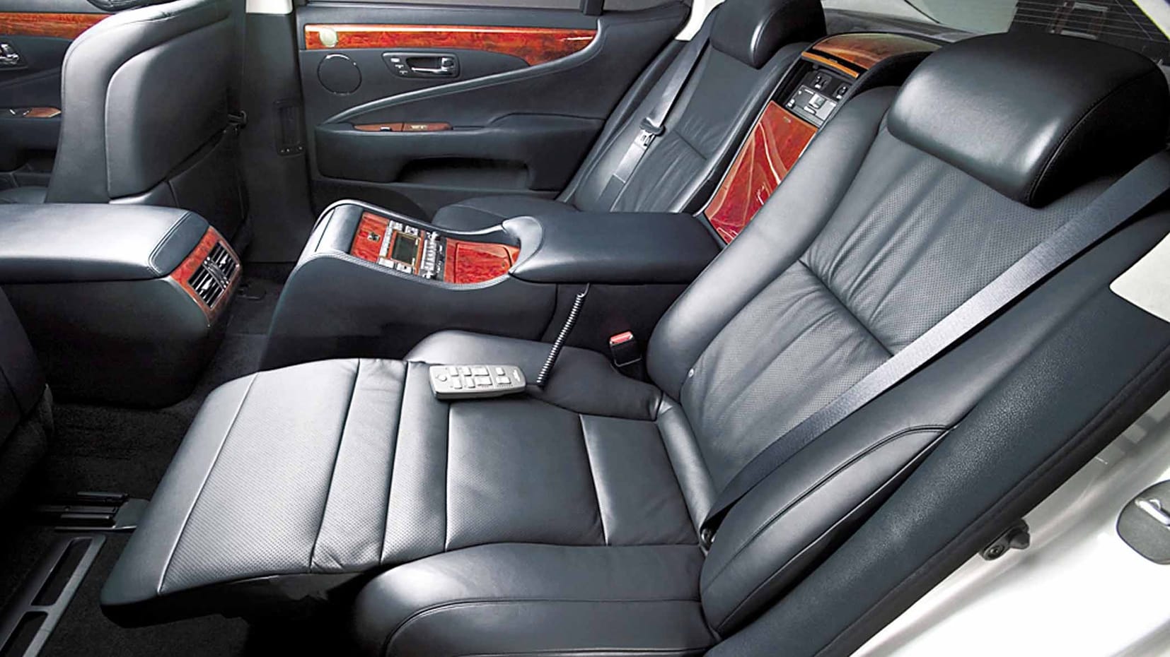 Want a living room on wheels? Here are some sub-£10k used cars with ...