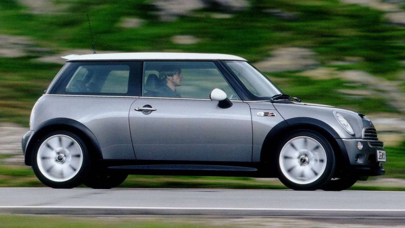Here are 10 low(ish) mileage used bargains for under £2,000 | Top Gear