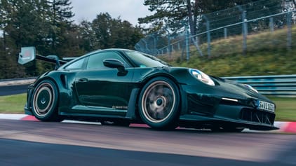 Manthey Racing’s new £100k 992 GT3 RS package gives it over 1,000kg of ...