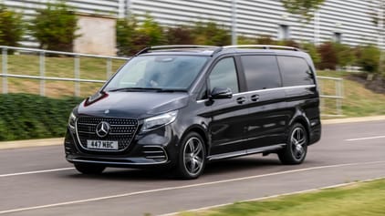 Mercedes-Benz V-Class Interior Layout & Technology | Top Gear