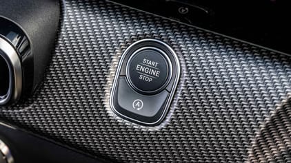 Mercedes-Benz V-Class Interior Layout & Technology | Top Gear