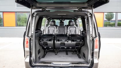 Mercedes-Benz V-Class Interior Layout & Technology | Top Gear