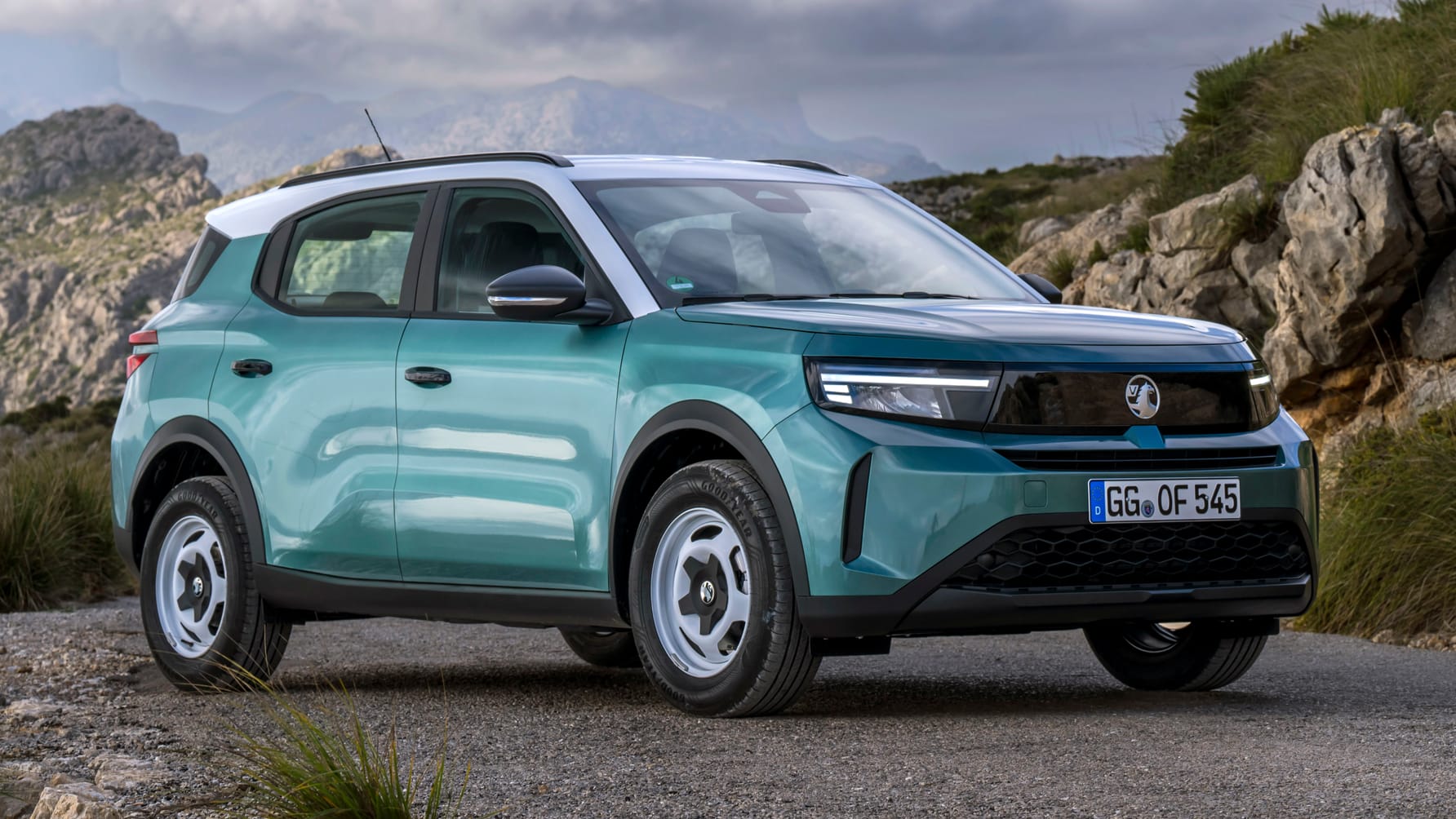 Vauxhall Frontera Review 2025 | Top Gear