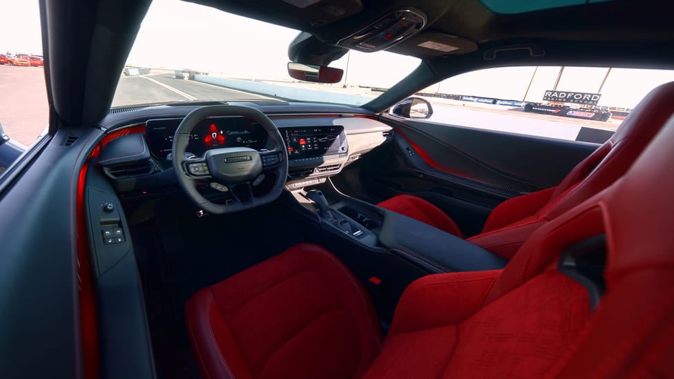 Dodge Charger Interior Layout & Technology | Top Gear