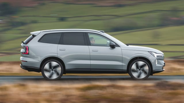 Volvo EX90 Interior Layout & Technology | Top Gear