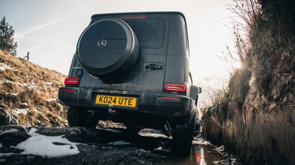 Mercedes-Benz G-Class Driving, Engines & Performance | Top Gear