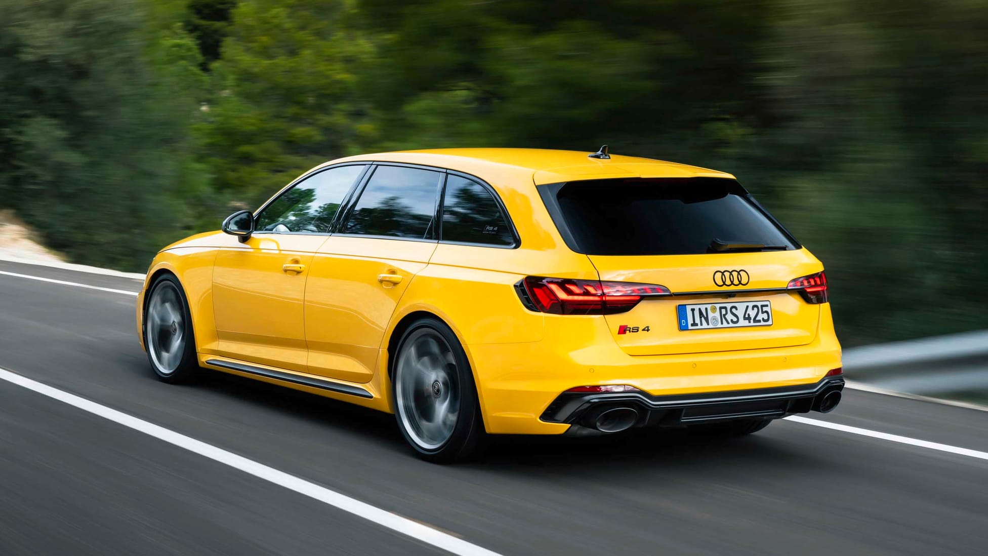 Audi RS4 25 Years review: a respectable (but far too expensive) send ...