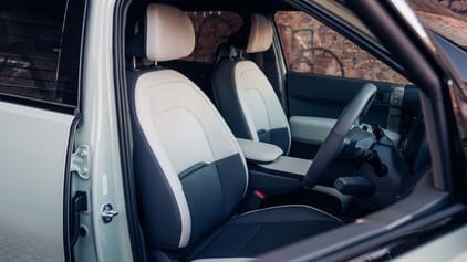 Kia EV3 Interior Layout & Technology | Top Gear