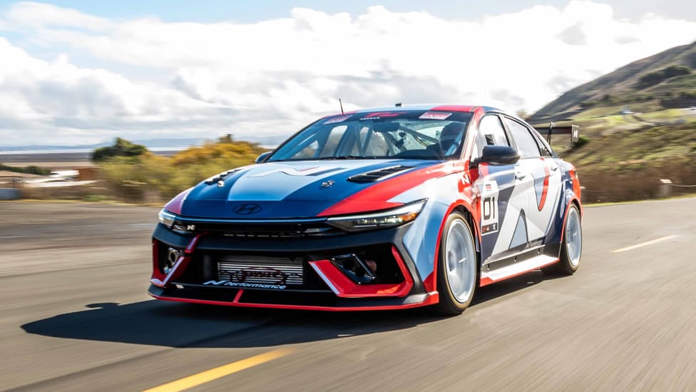 Hyundai is taking this 315bhp Elantra Evo touring car… touring car ...