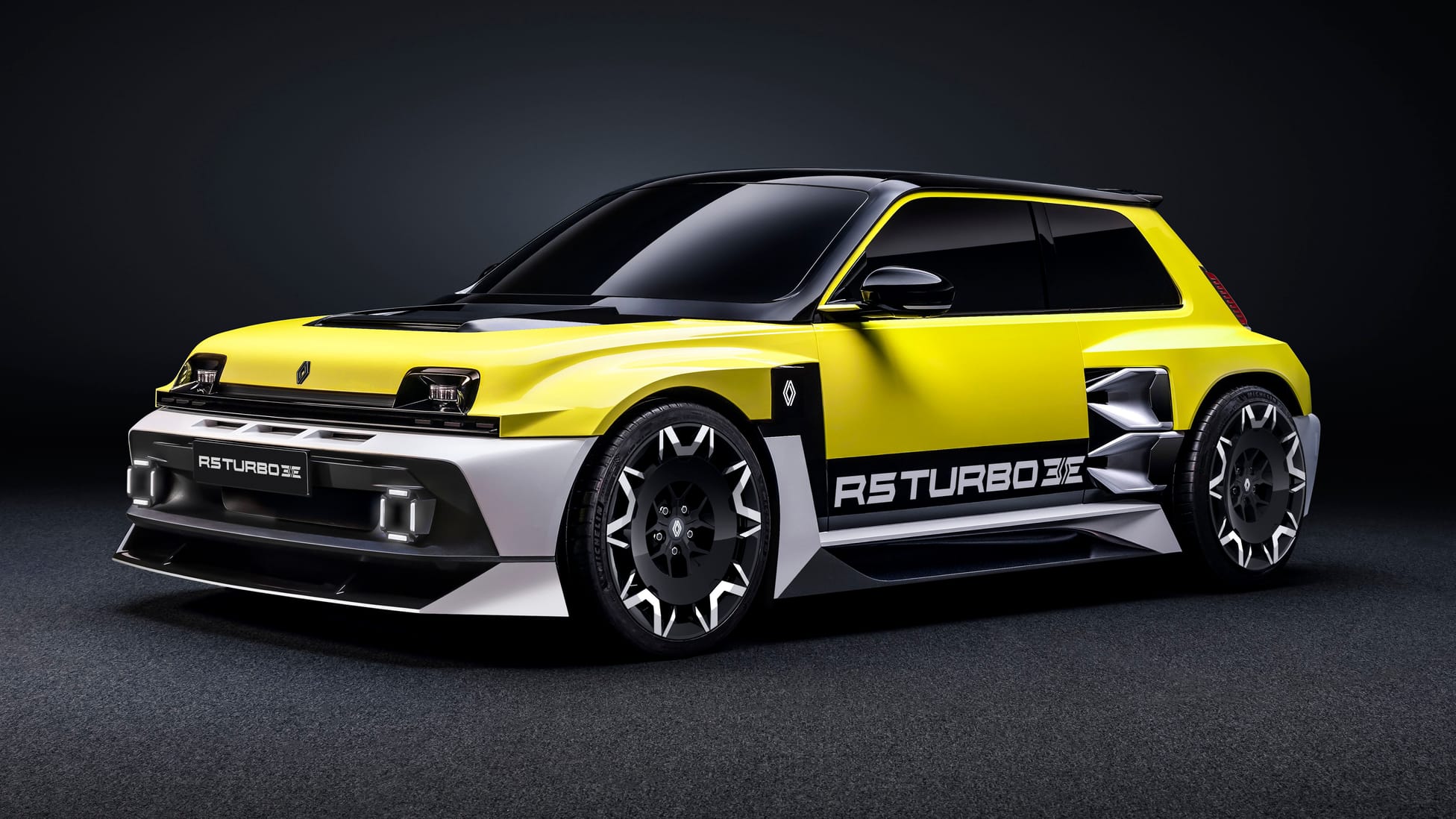 Mon dieu! This Renault 5 Turbo 3E is a 500bhp, RWD hot hatch you can ...