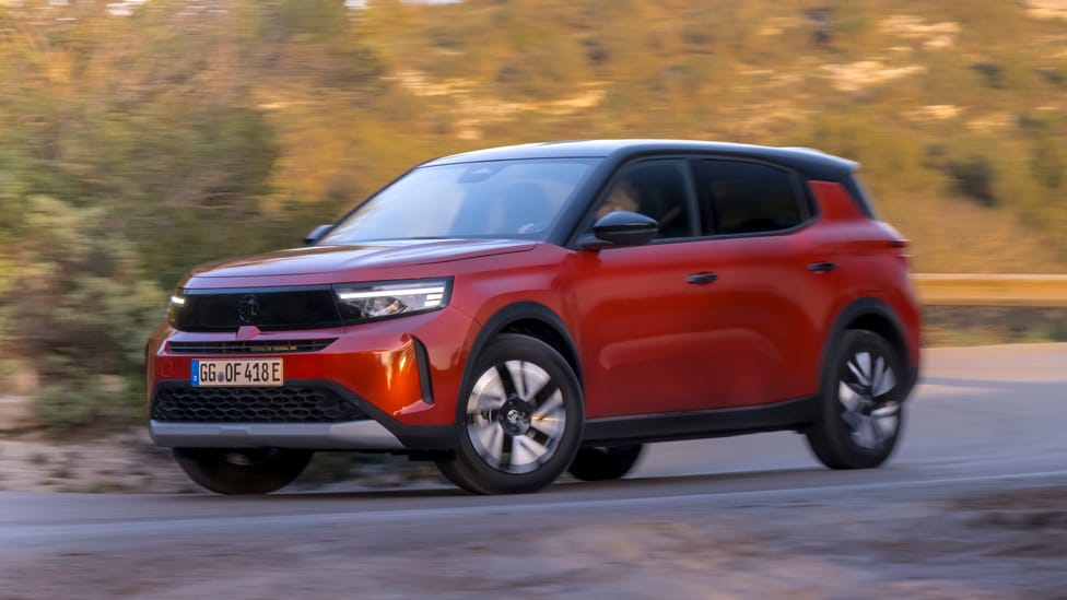 Vauxhall Frontera Electric Interior Layout & Technology | Top Gear