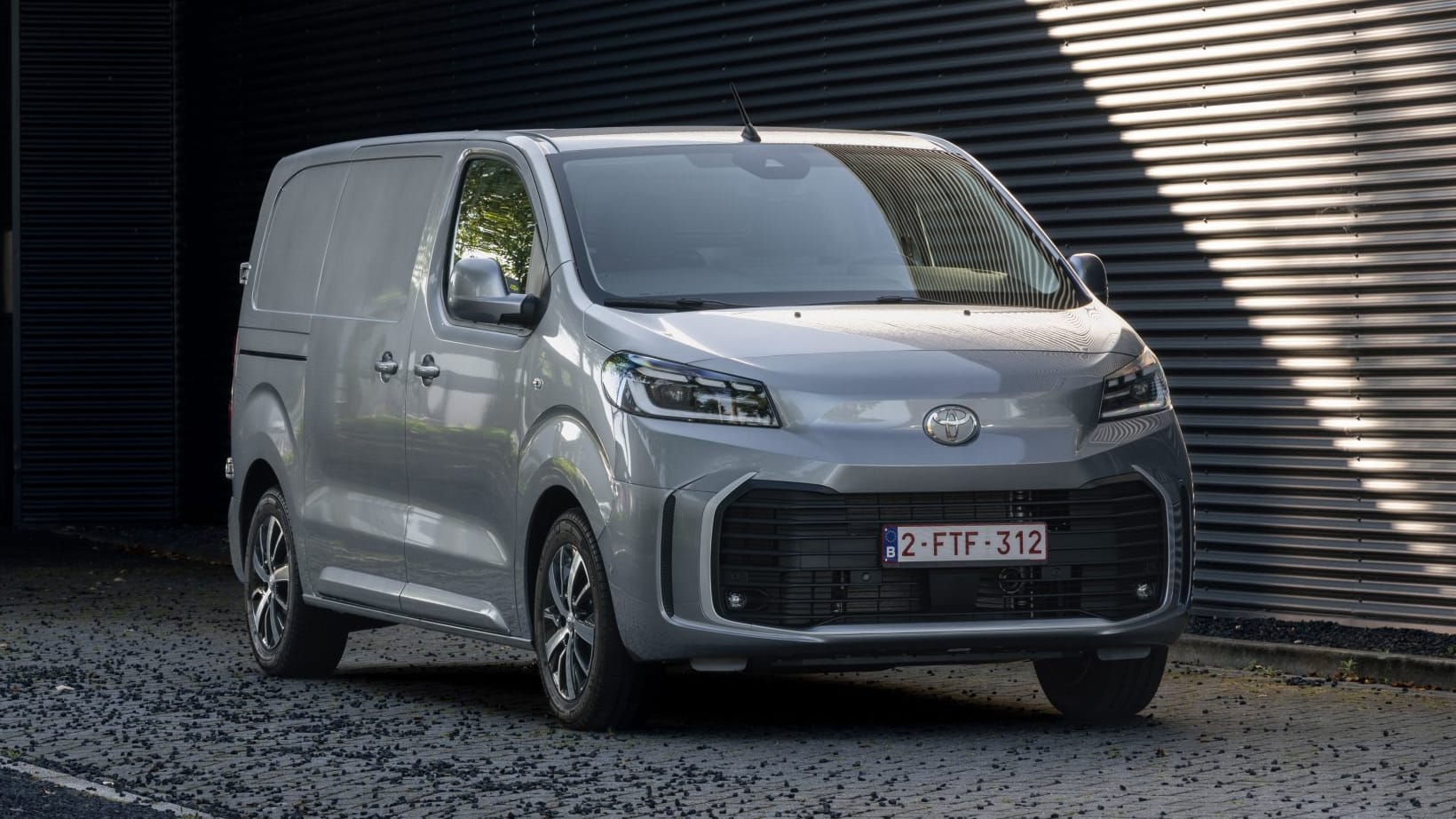 Here are 10 good electric vans if you need... a good electric van | Top ...