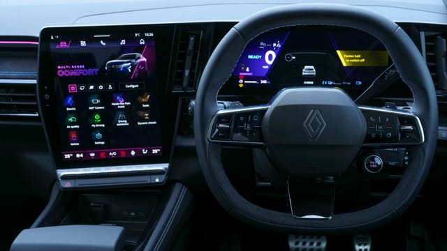 Renault Rafale Interior Layout & Technology | Top Gear