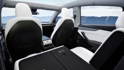 Here’s your first in-depth look at the updated Tesla Model Y | Top Gear
