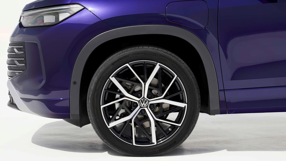 The new seven-seat Volkswagen Tayron will cost from £39,850 in the UK ...