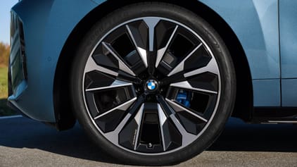 The facelifted BMW iX now gets a light-up kidney grille and up to ...