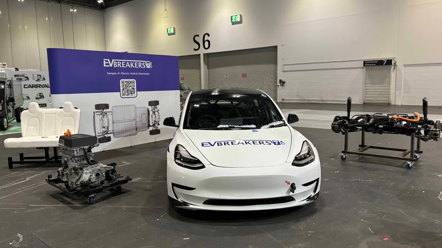 Just how fast is a stripped-out Tesla Model 3 Performance on track ...