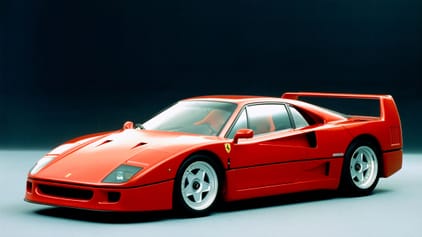 How to drive a Ferrari F40 | Top Gear