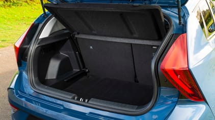 Hyundai Bayon Interior Layout & Technology | Top Gear