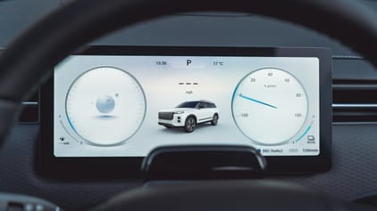 Jaecoo 7 Interior Layout & Technology | Top Gear