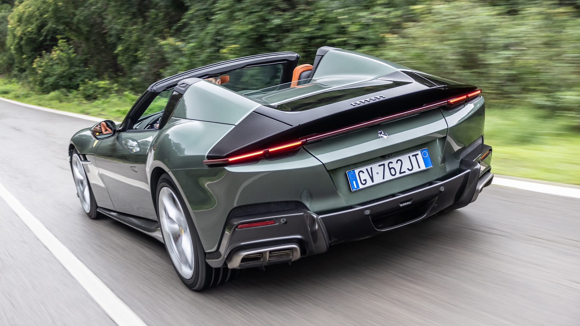 Ferrari 12Cilindri Spider Review 2025 | Top Gear