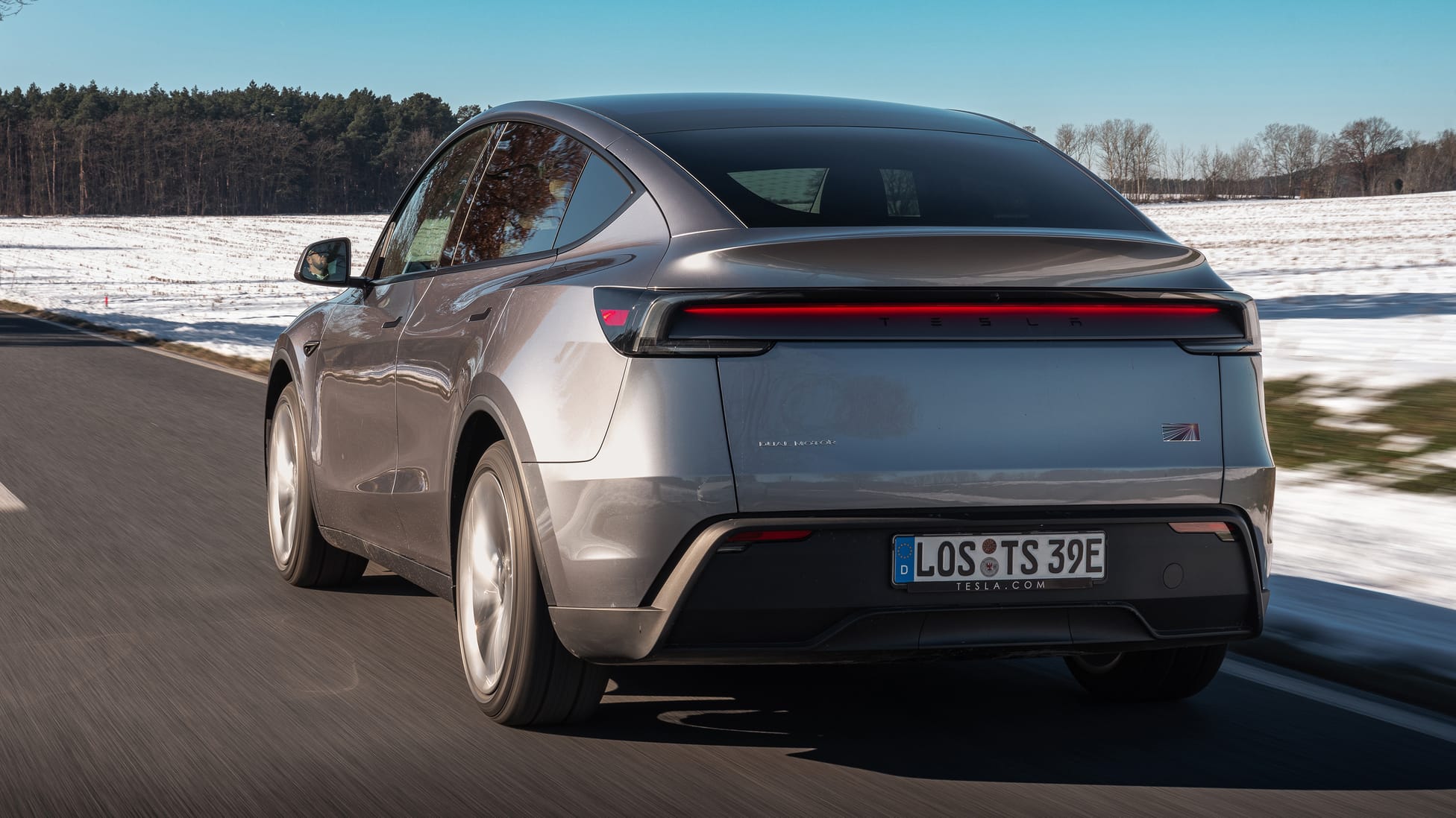 Tesla Model Y Interior Layout & Technology | Top Gear