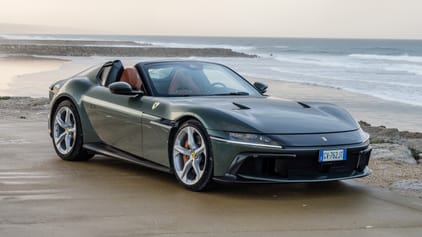Ferrari 12Cilindri Spider Interior Layout & Technology | Top Gear