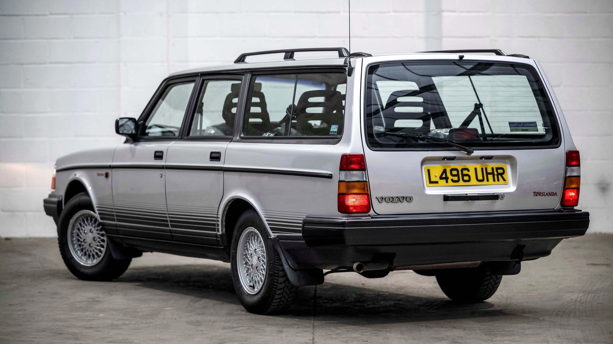 This might be the cleanest Volvo 240 estate left in existence, and it’s ...