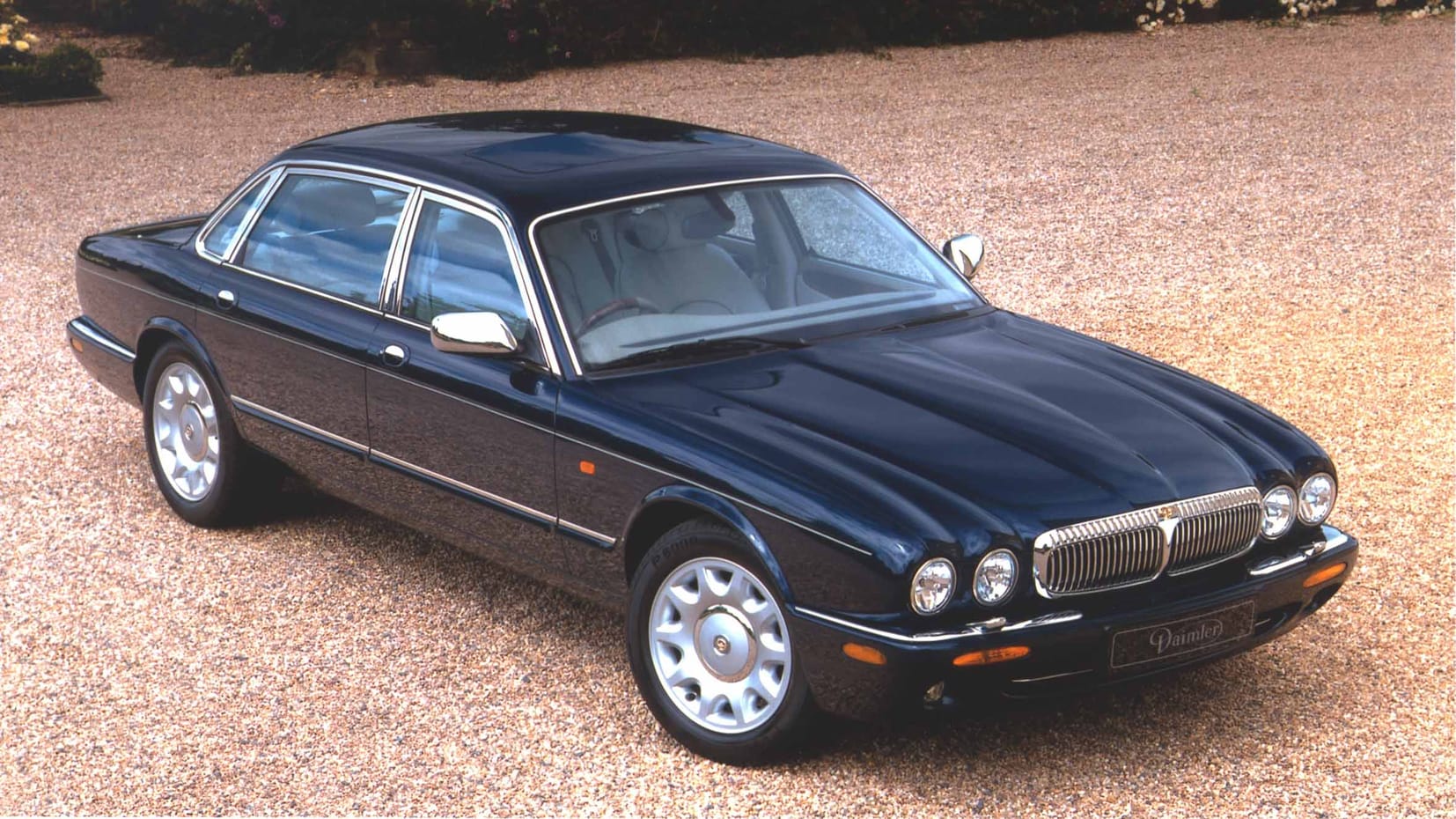 Want a bargain V8? Here are 10 great used cars for around £10k | Top Gear