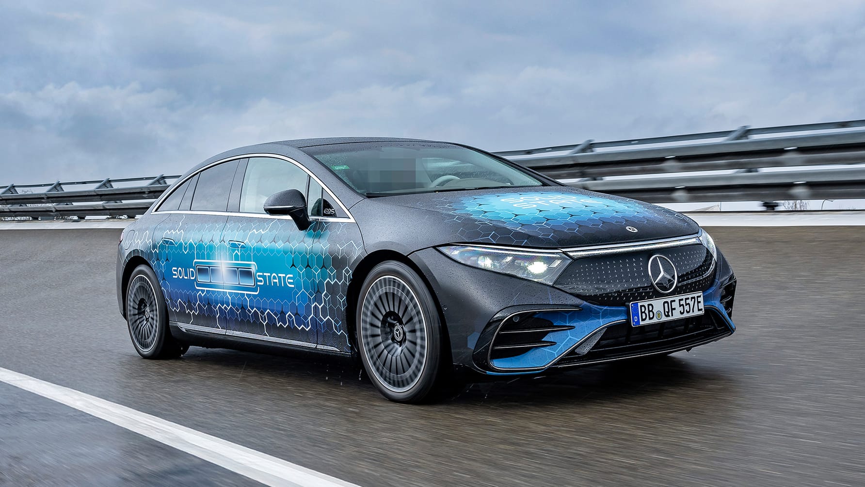 Woah, Merc’s prototype solid-state battery gives the EQS 621 miles of ...