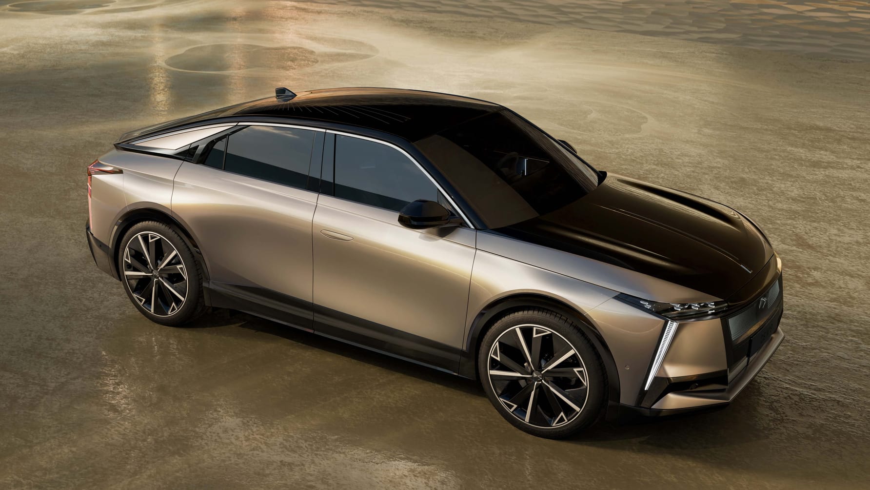 The DS No 8 coupe EV costs £51k (but the neck warmer is optional) | Top ...