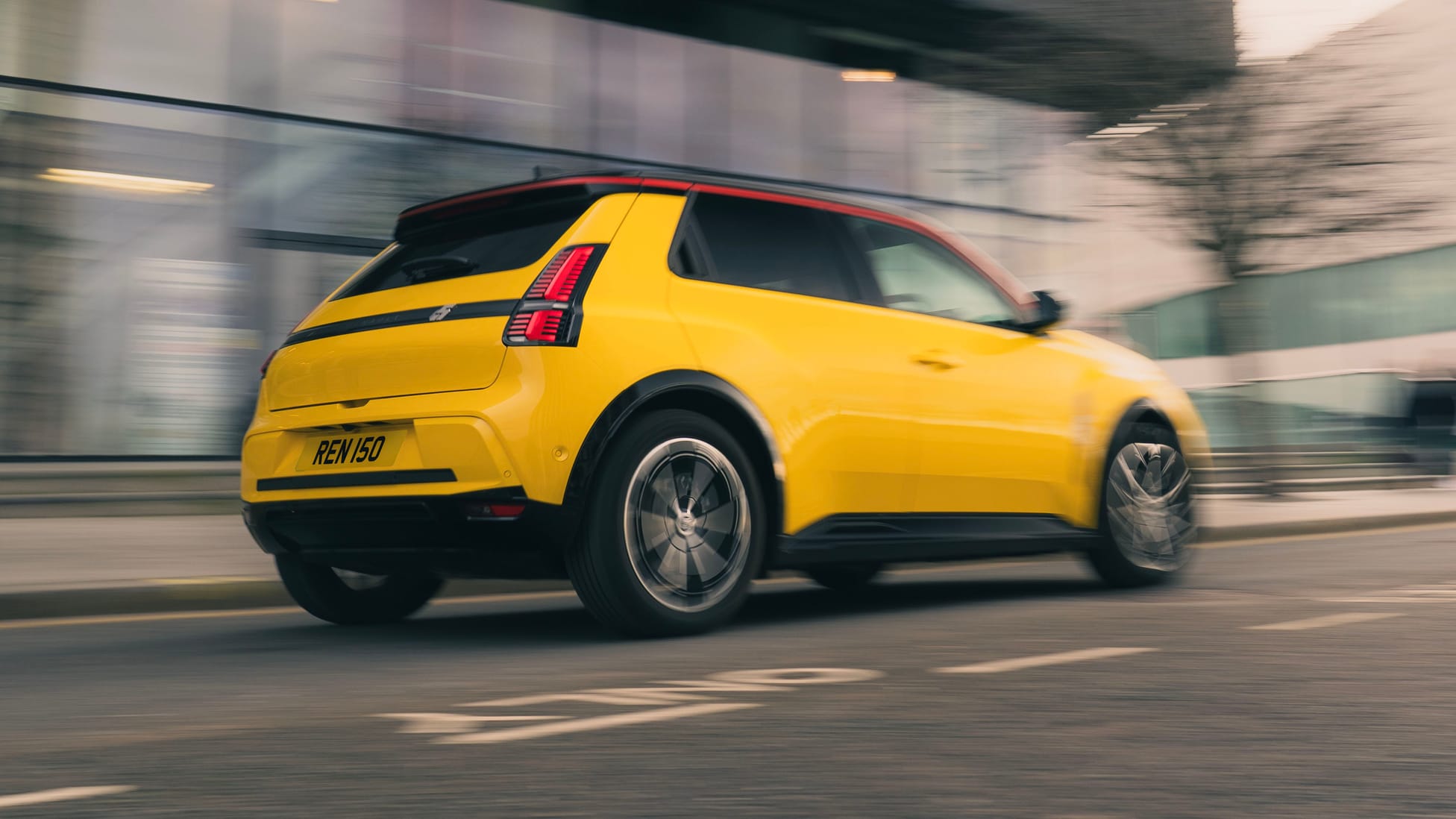 Renault 5 Review 2025 | Top Gear