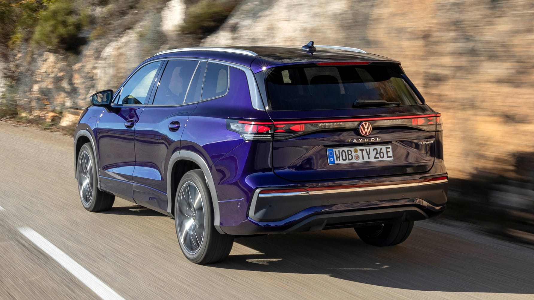 Volkswagen Tayron Interior Layout & Technology | Top Gear