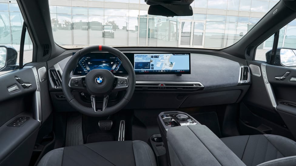 BMW iX Interior Layout & Technology | Top Gear