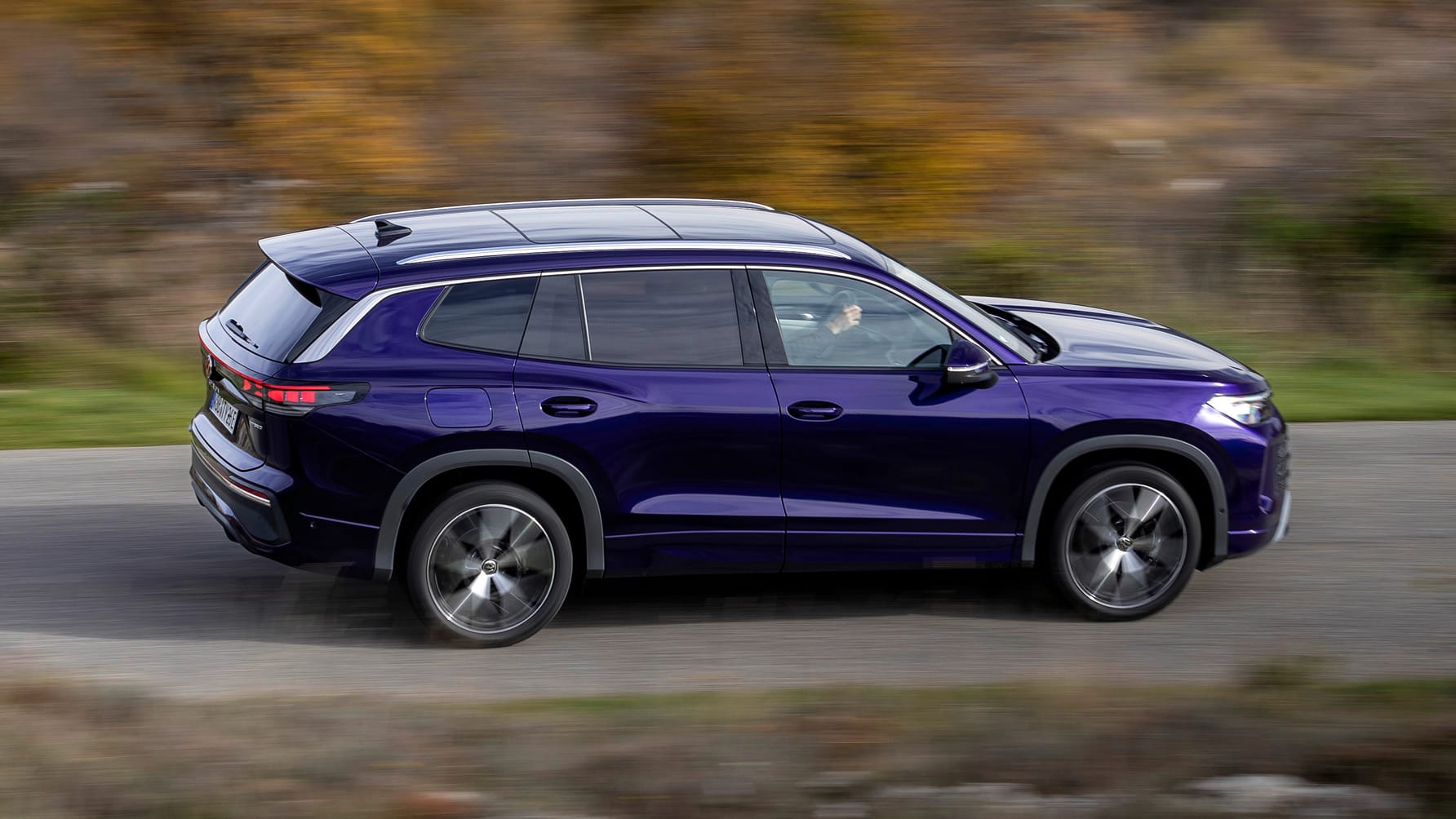 Volkswagen Tayron Interior Layout & Technology | Top Gear