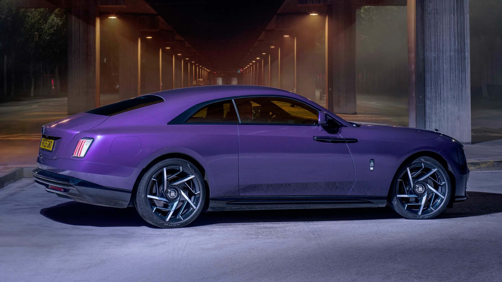 Rolls-Royce Spectre Black Badge: hit or miss? | Top Gear