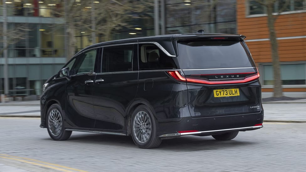 Lexus LM Interior Layout & Technology | Top Gear