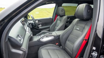 Mercedes-Benz GLE Interior Layout & Technology | Top Gear