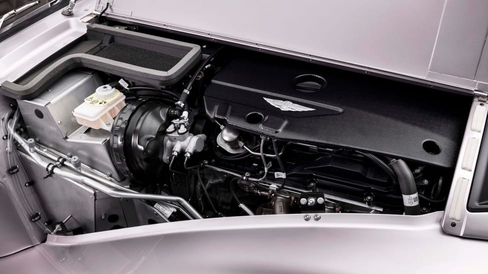 Welcome to the future of Morgan: this is the new 335bhp Supersport ...