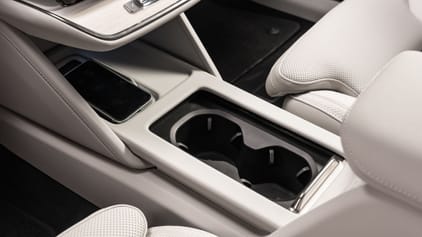 Is it a saloon? Is it a fastback? No, it's the new, £70k+ Volvo ES90 ...