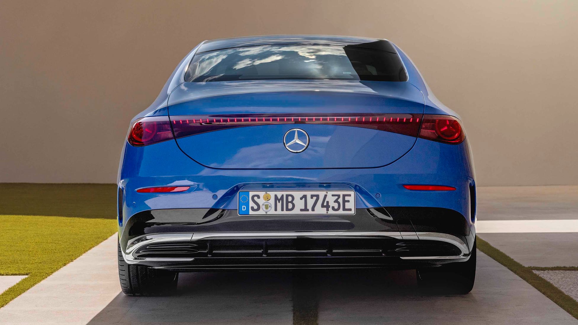 Welcome to Mercedes-Benz's cleverest car yet: the new electric CLA ...