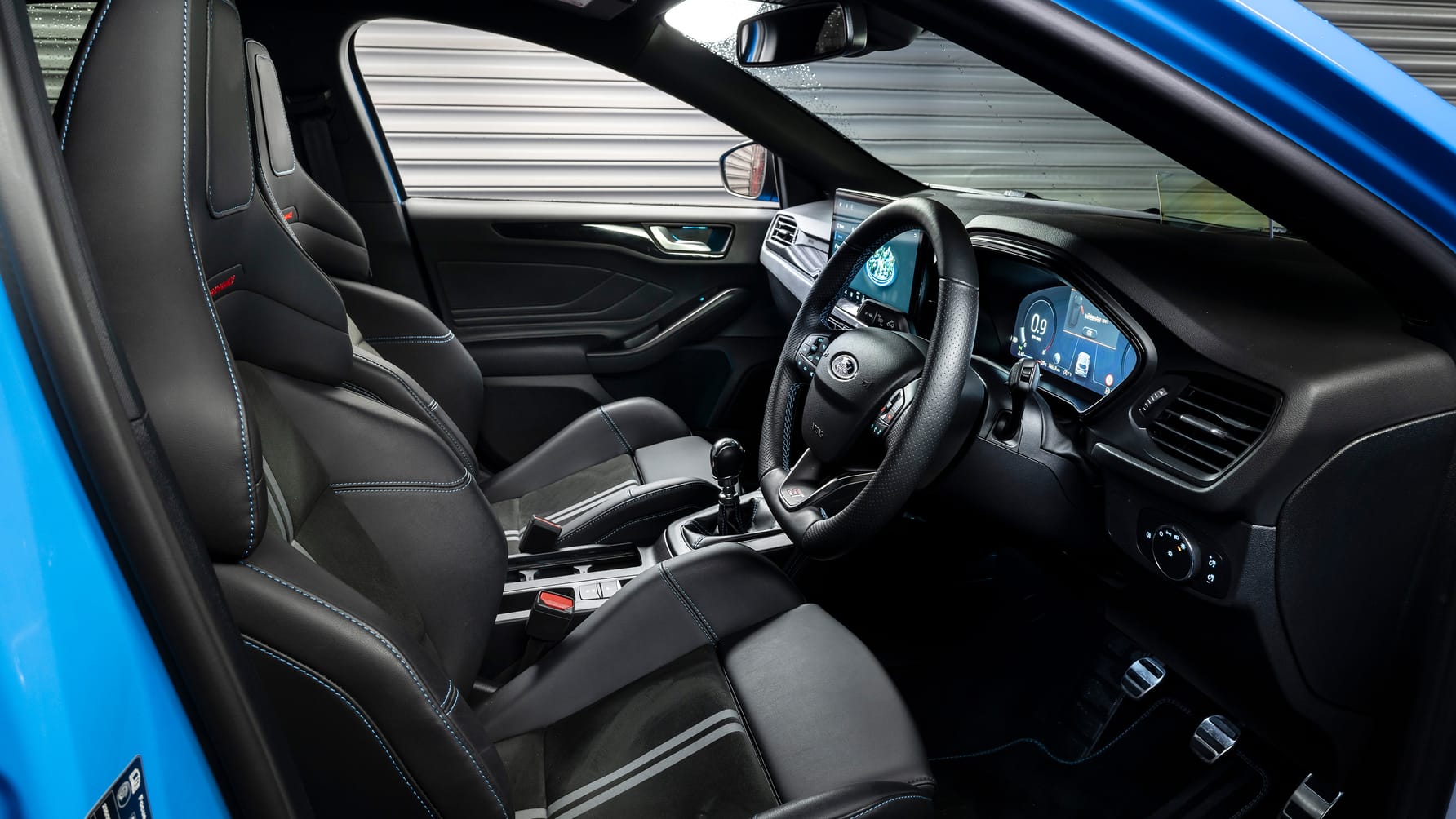 Ford Focus ST Interior Layout & Technology | Top Gear