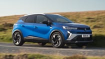 Renault Captur Interior Layout & Technology | Top Gear