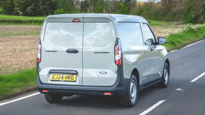 Ford Transit Interior Layout & Technology | Top Gear