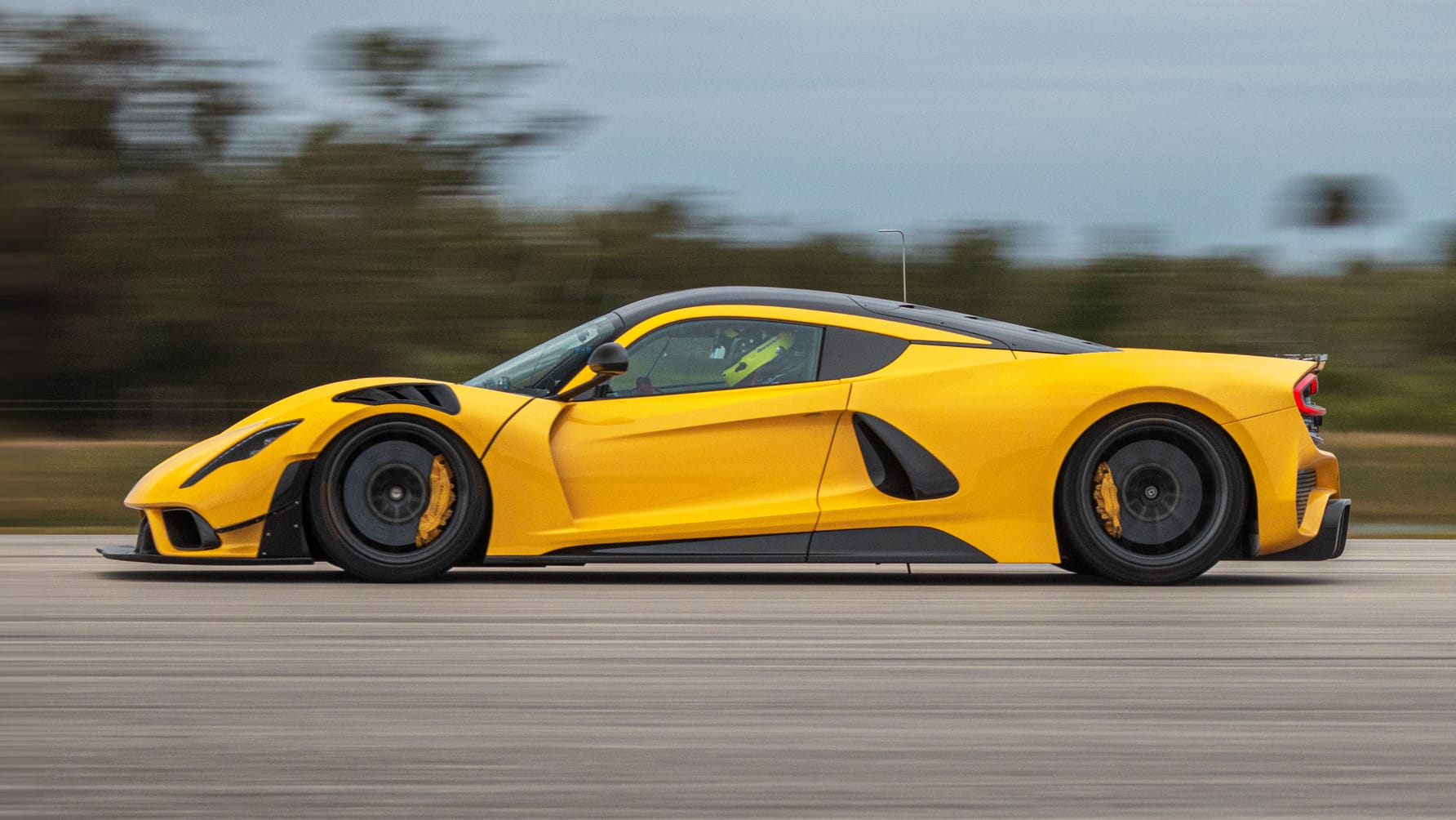 The new 2,031bhp Venom F5 Evolution will do 0-200mph in 10.3s | Top Gear