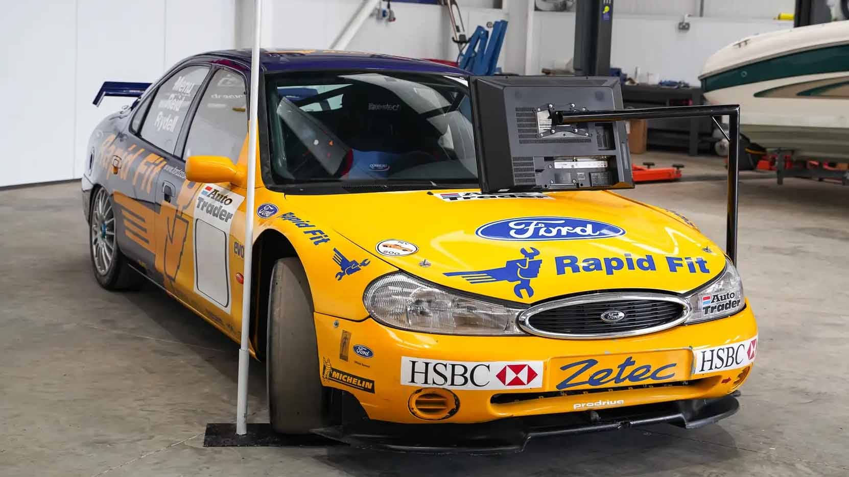 Here’s a Ford Mondeo touring car gaming rig that could be yours for ...