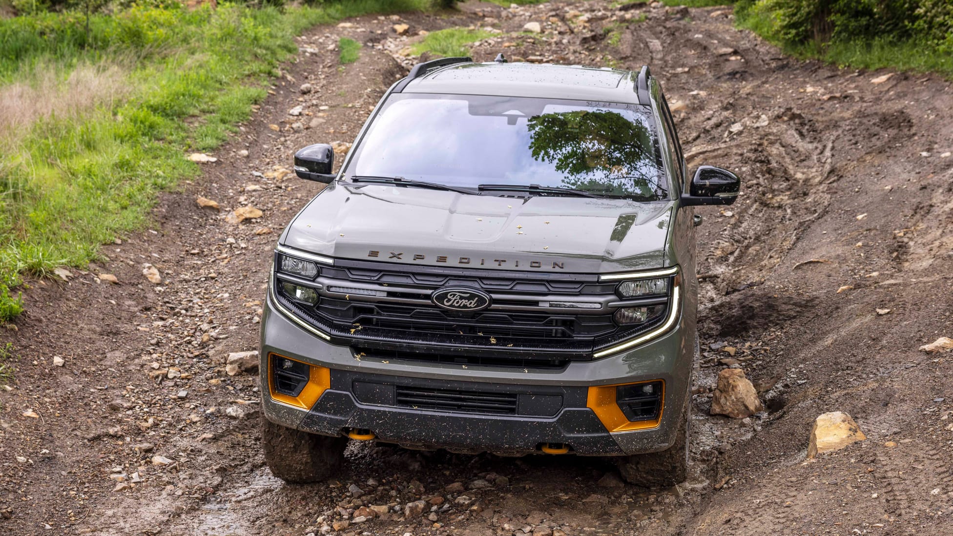 Ford Expedition Interior Layout & Technology | Top Gear