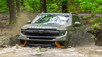 Ford Expedition Interior Layout & Technology | Top Gear